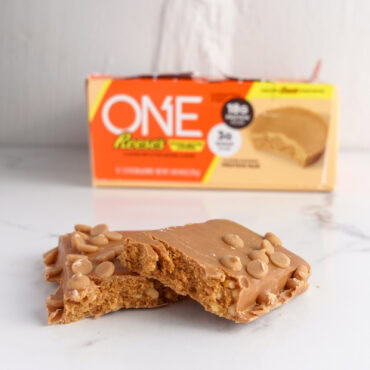 Reese's & Hershey's Protein Bars by ONE Bars: Honest Review » Protein ...